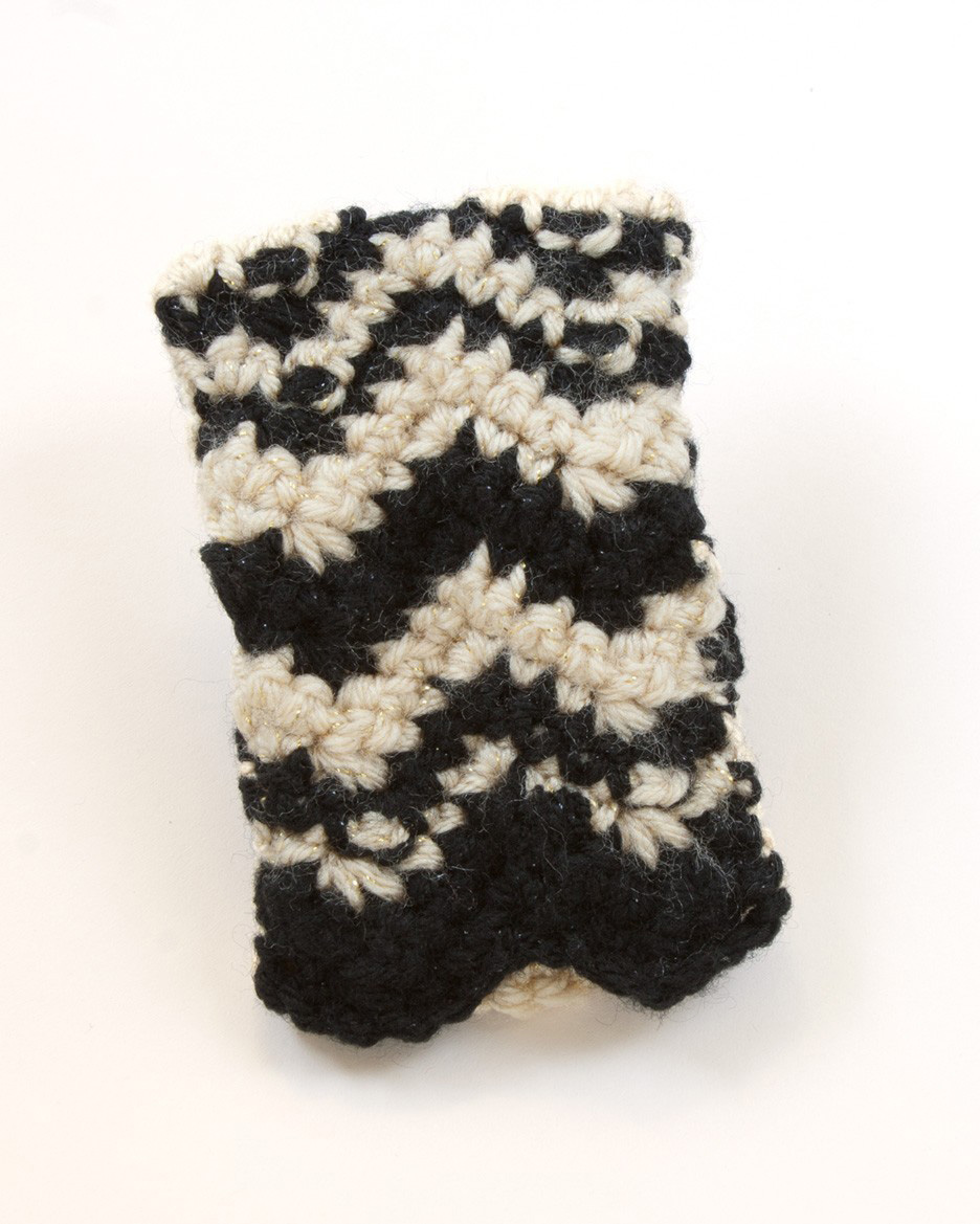 Make Your Own Smartphone Sweater | Lion Brand Notebook