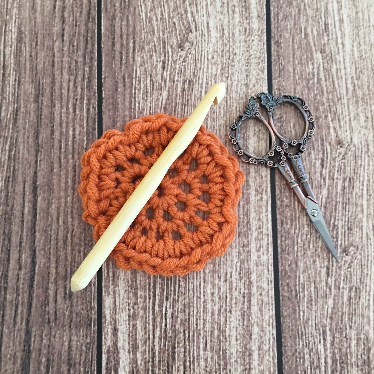 How to Take Project Photos with Your Phone | Lion Brand Notebook